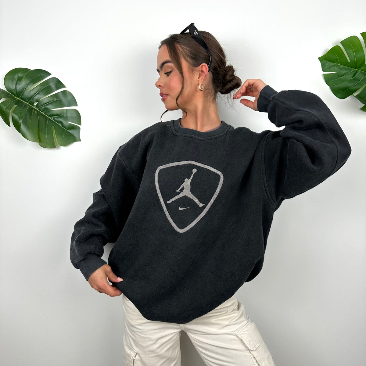 Nike Air Jordan Black Embroidered Logo Sweatshirt (L) – Jamie Online ...