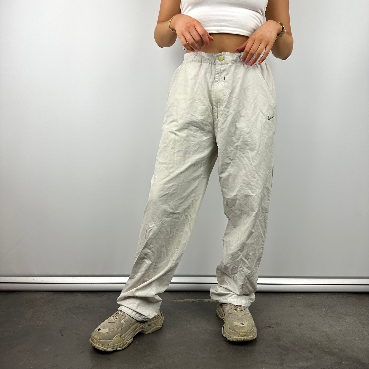 Nike Cream Embroidered Swoosh Track Pants (M) – Jamie Online Vintage
