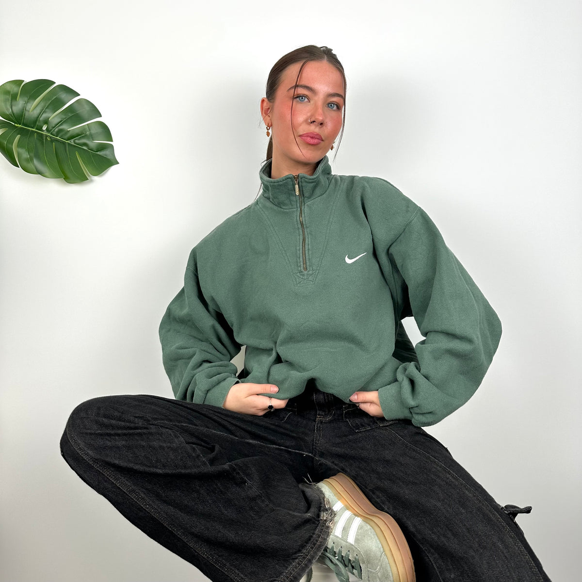 Nike Green Embroidered Swoosh Quarter Zip (M) – Jamie Online Vintage