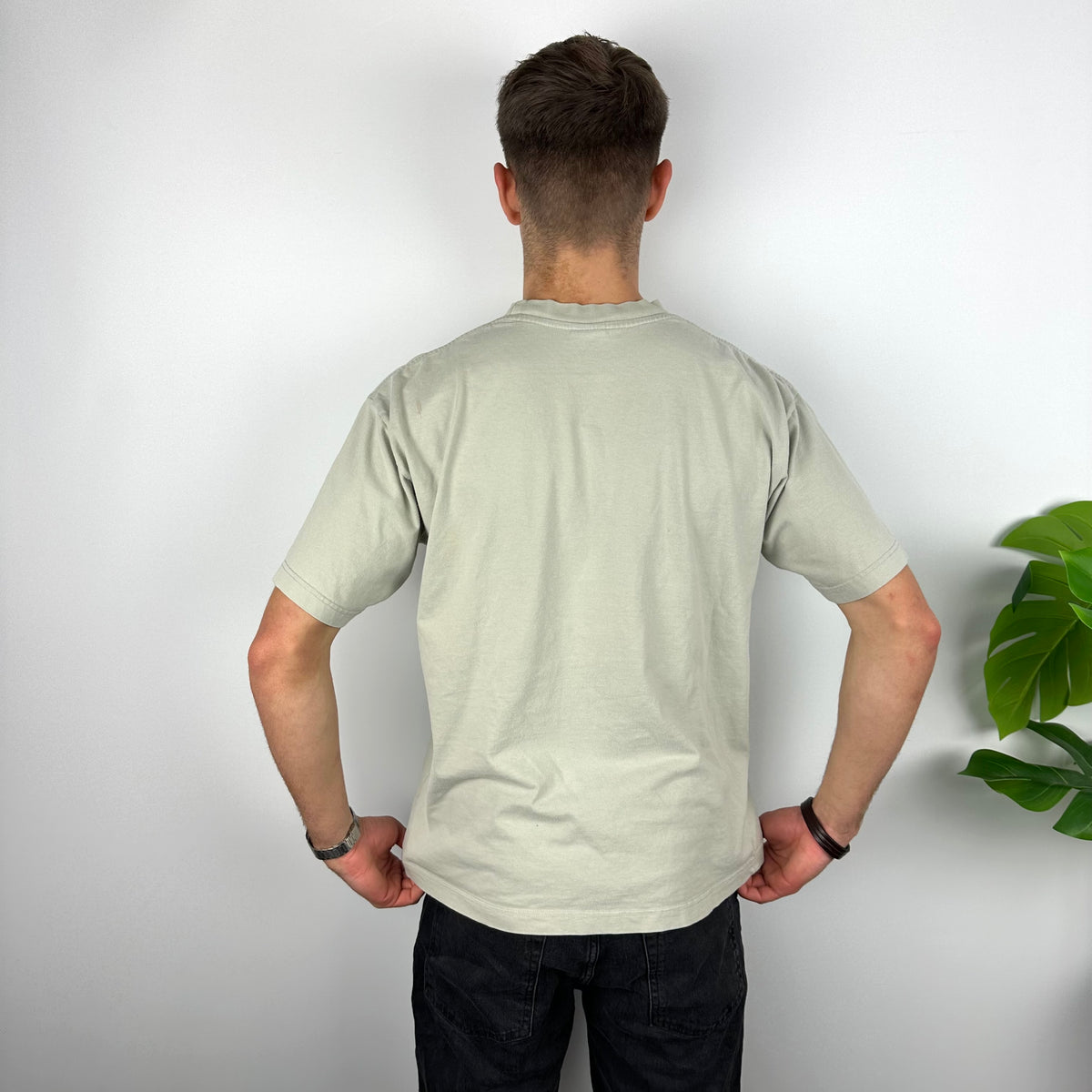 Nike Beige Swoosh T Shirt (M) – Jamie Online Vintage