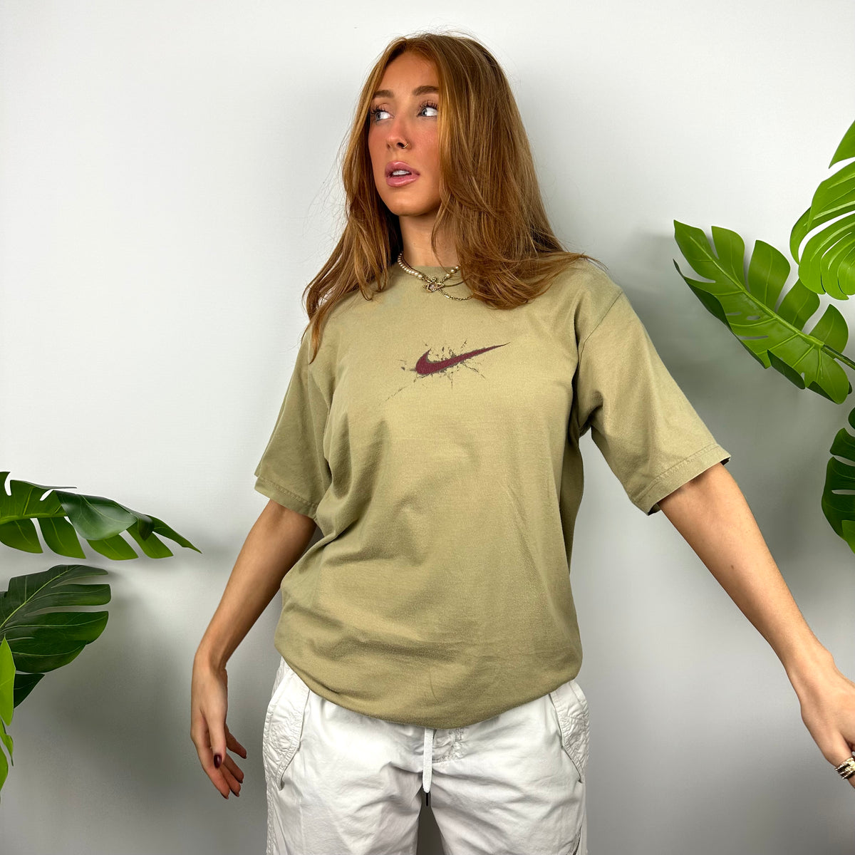 Nike Tan Swoosh T Shirt (L) – Jamie Online Vintage