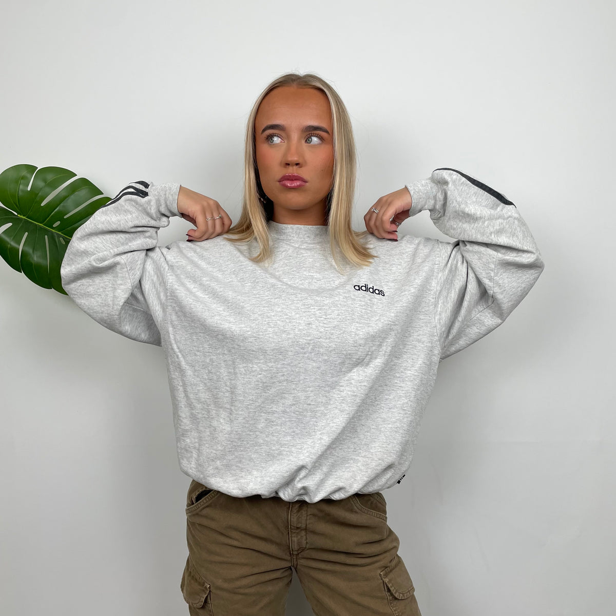 Adidas Grey Embroidered Spell Out Sweatshirt (L) – Jamie Online Vintage