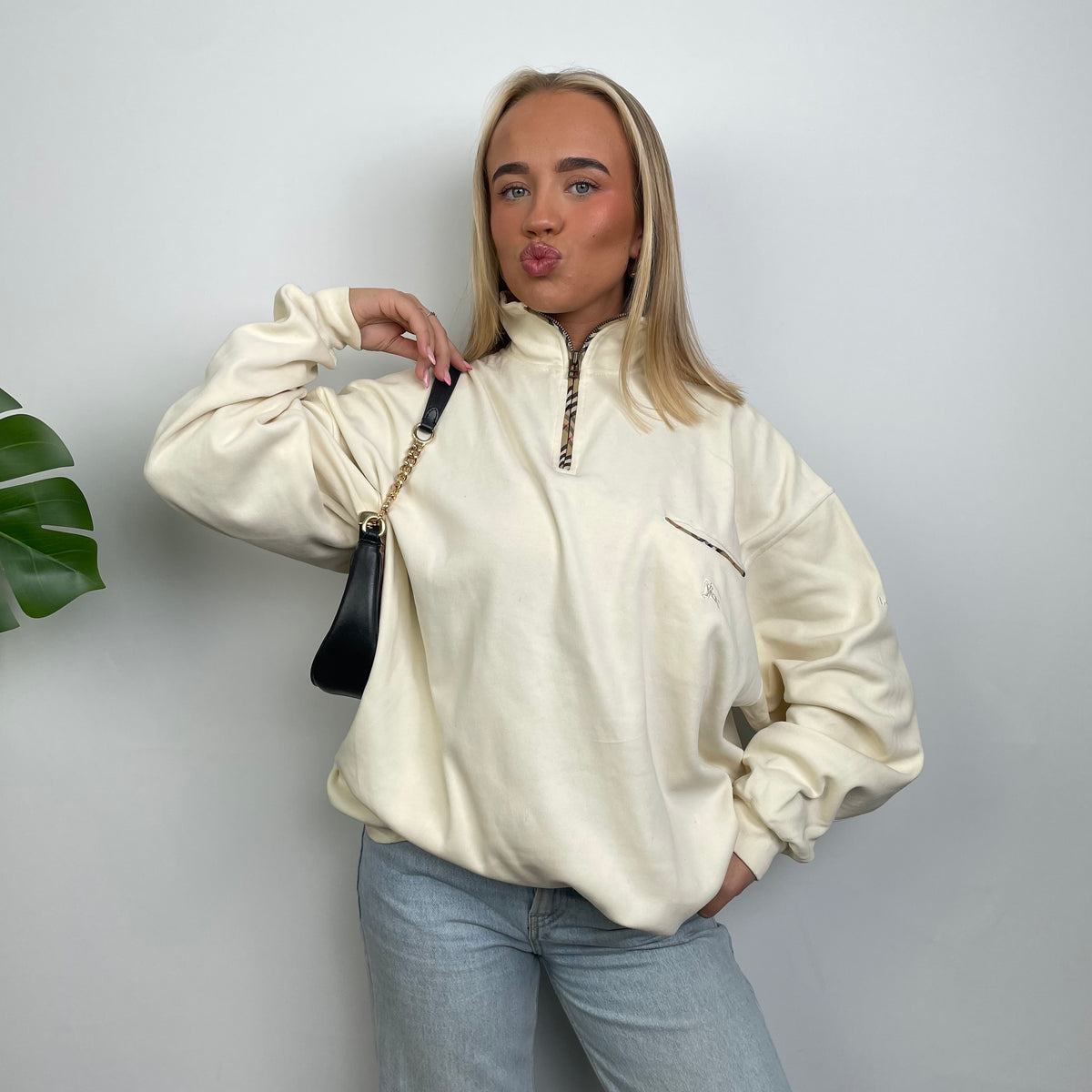 Burberry Cream Embroidered Spell Out Quarter Zip (L) – Jamie Online Vintage